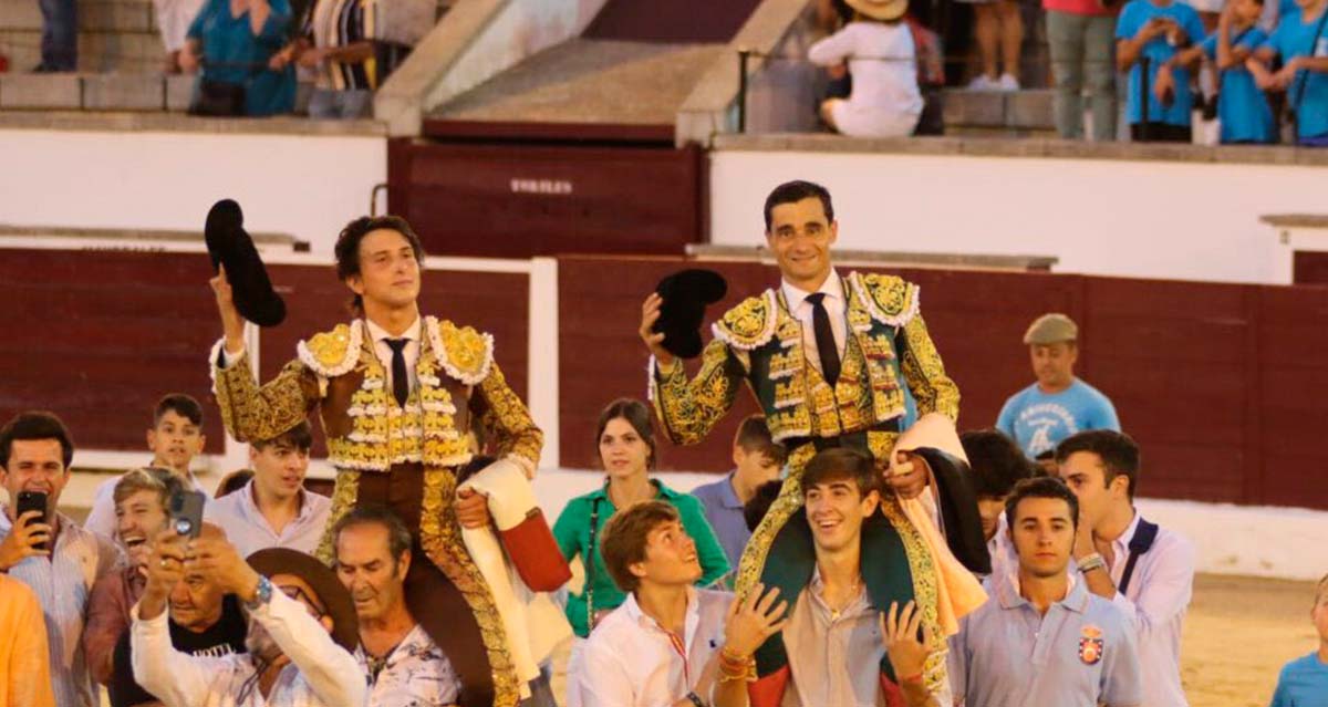 PACO UREÑA Y ROCA REY SALEN A HOMBROS Y DAN UN GRAN ESPECTÁCULO EN SAN ...