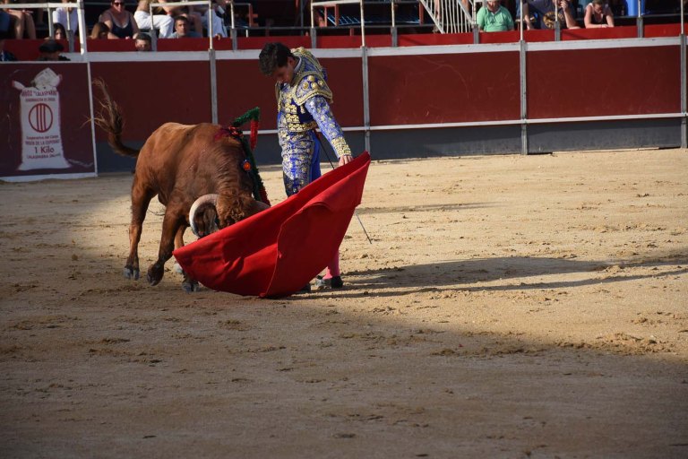 OLGA CASADO IMPACTA EN CALASPARRA, CUAJA UN FAENÓN Y SE LLEVA LA ...